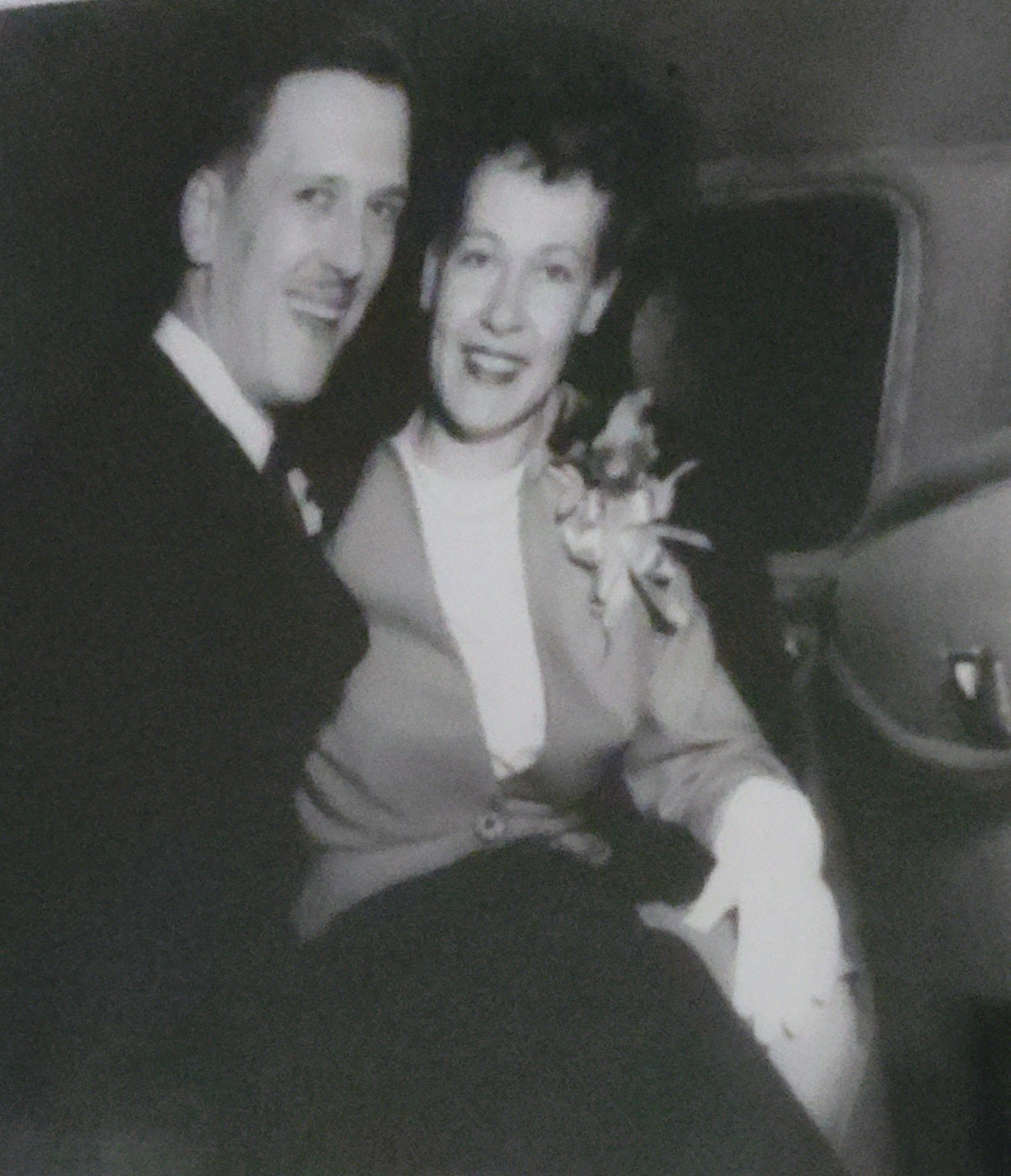 Thomas Lebherz and Elizabeth Perkins – Rick Lebherz & Melissa Anderson